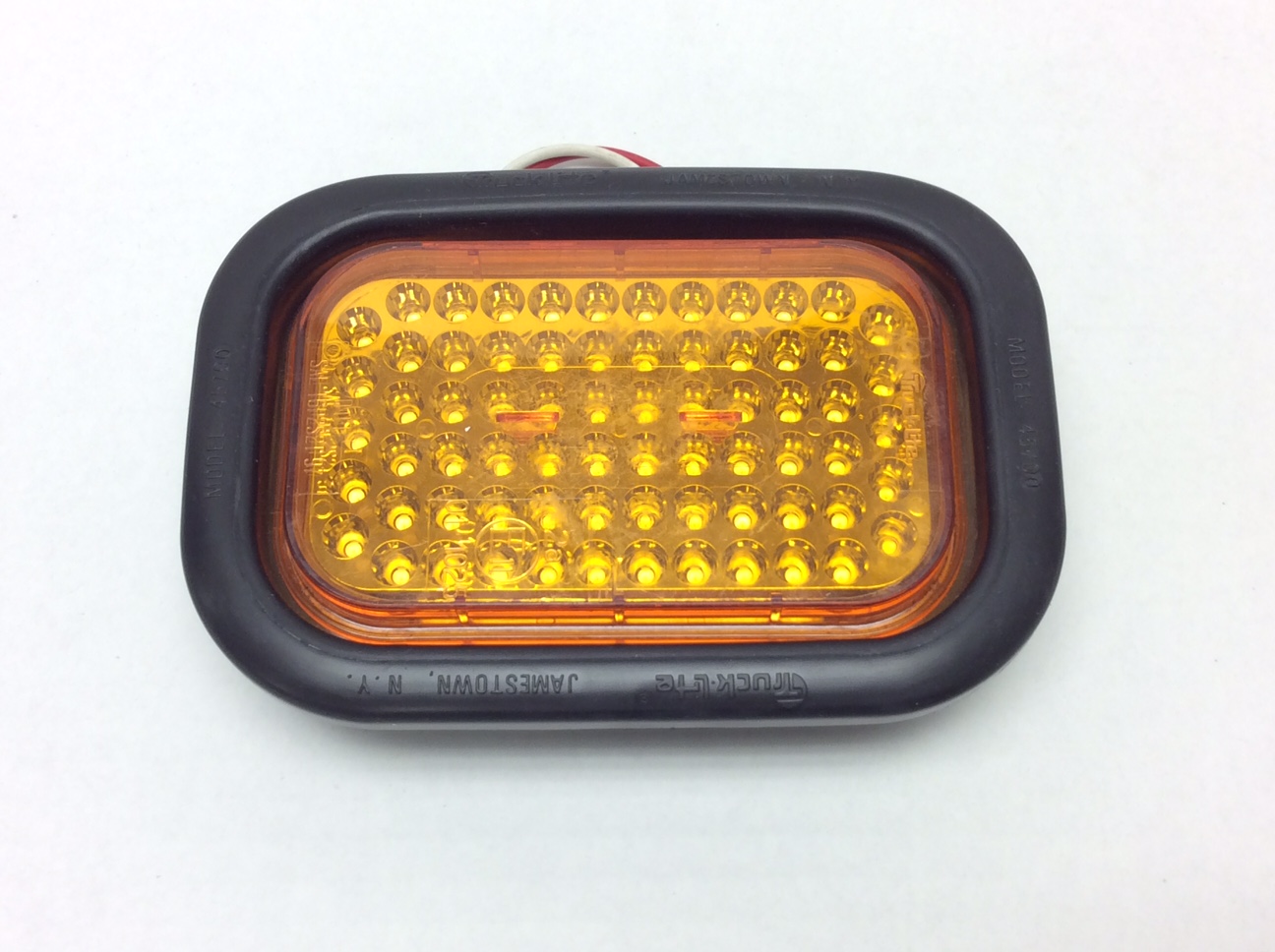 4″ LED IV Car Turn Signal – AMBER- - Chevron Commercial, Inc.