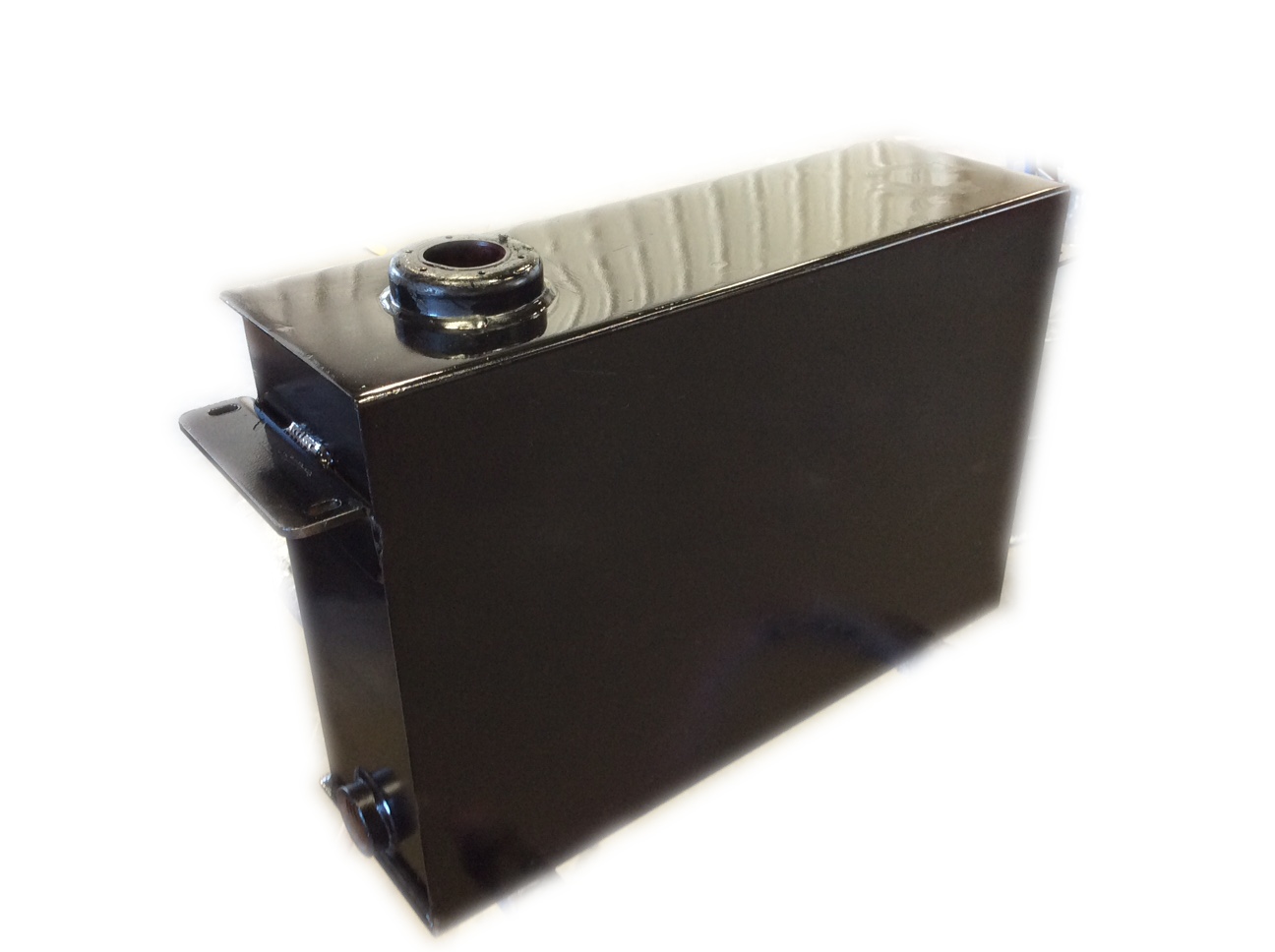 Steel Hydraulic Oil Tank ( Replaces Old Style Plastic Tank) - Chevron ...