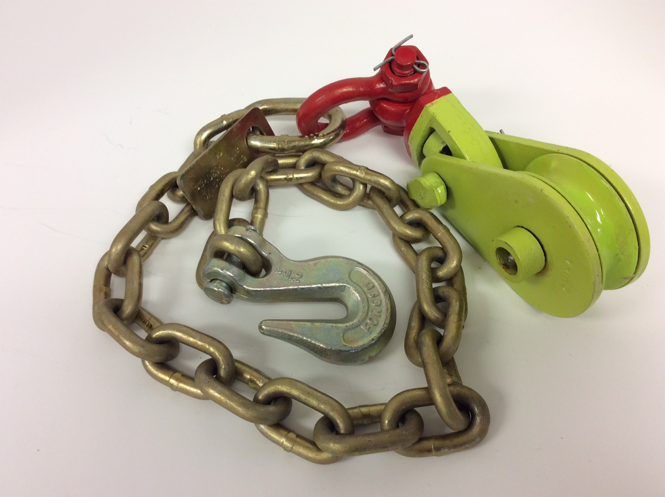 2 Ton Snatch Block W/ Chain - Chevron Commercial, Inc.
