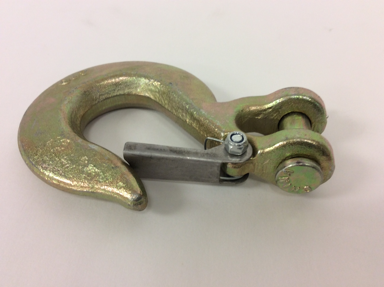 Latch for 5/16″ Chains - Chevron Commercial, Inc.