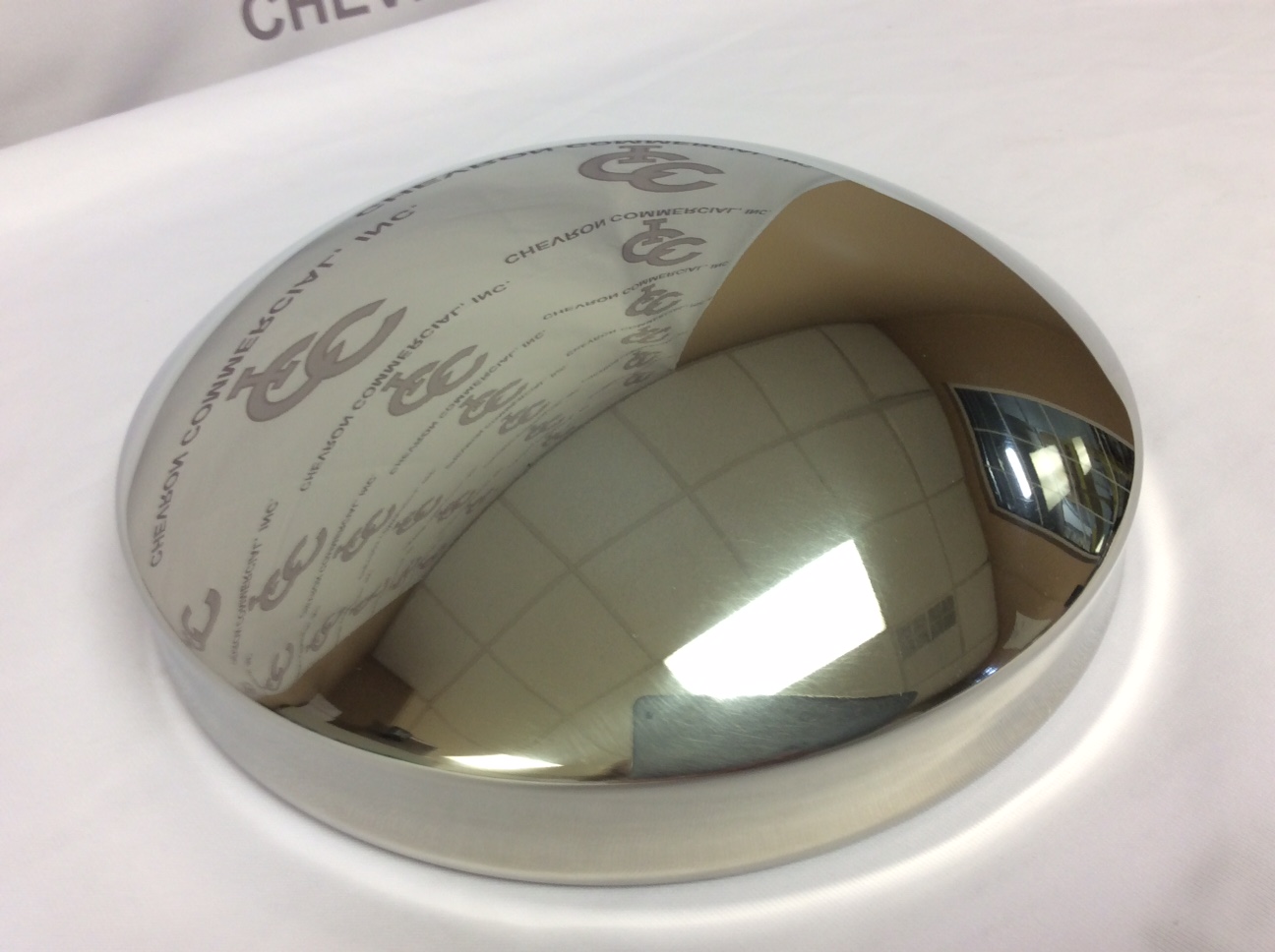 Center Cover for Rear Alcoa Wheels (KW,FL,IH) - Chevron Commercial, Inc.