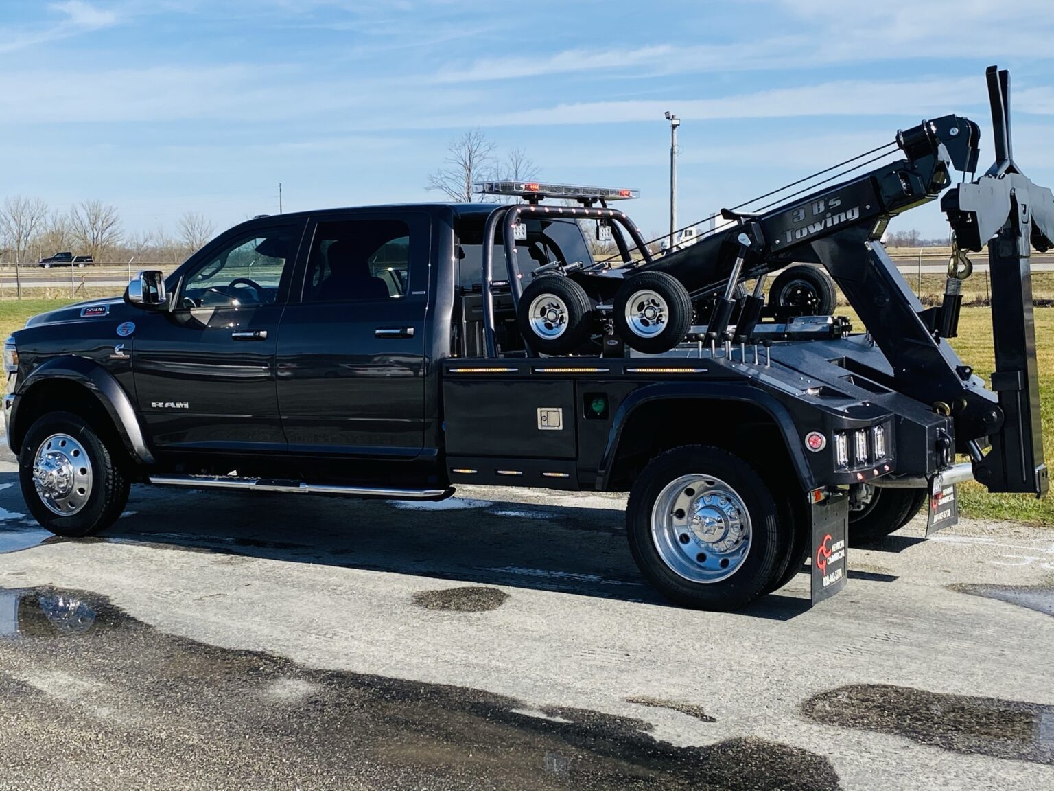 2020 DODGE RAM 5500 4WD-CREW CAB-CMNS-360HP-AUTO-GRANITE CRYSTAL ...